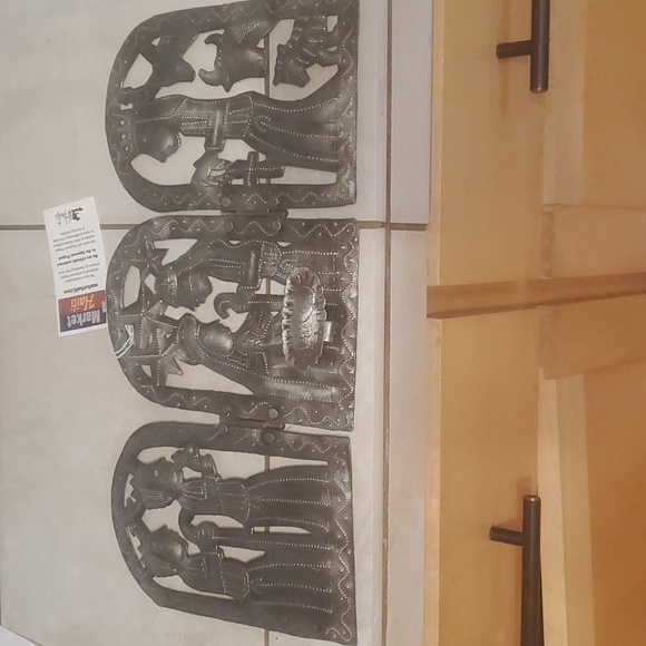 market haiti | Holiday | Nwt Recycle Metal Trifold Nativity | Poshmark